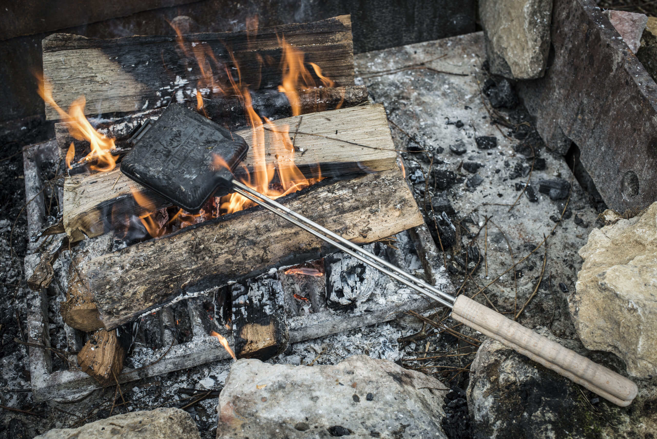 Sandwich Iron - Voodoo Q