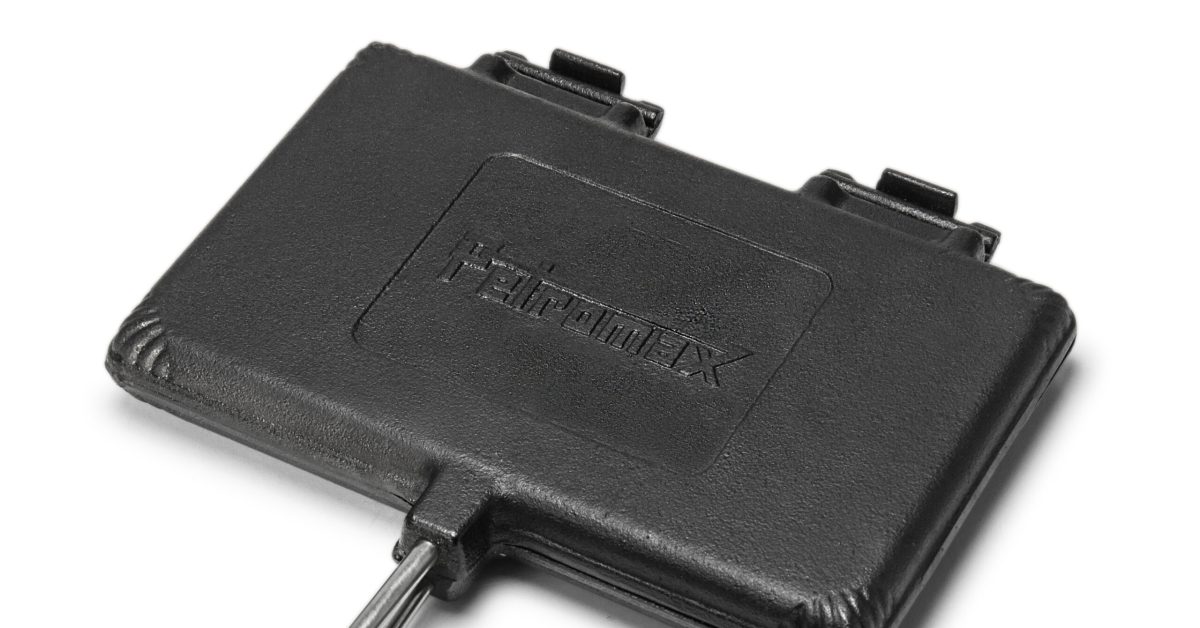 Waffle Iron: Cast Iron Waffle Maker